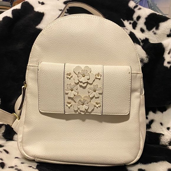 Liz Claiborne | Bags | Liz Claiborne White Leather Backpack | Poshmark